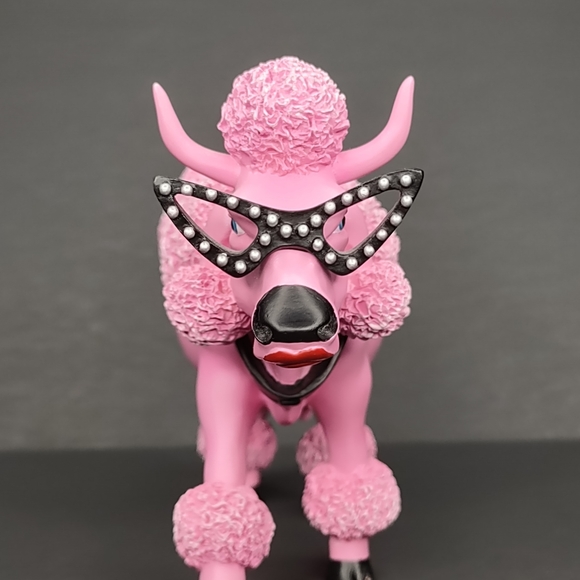 cow parade | Art | Cow Parade Number 946 French Moodle 202 | Poshmark